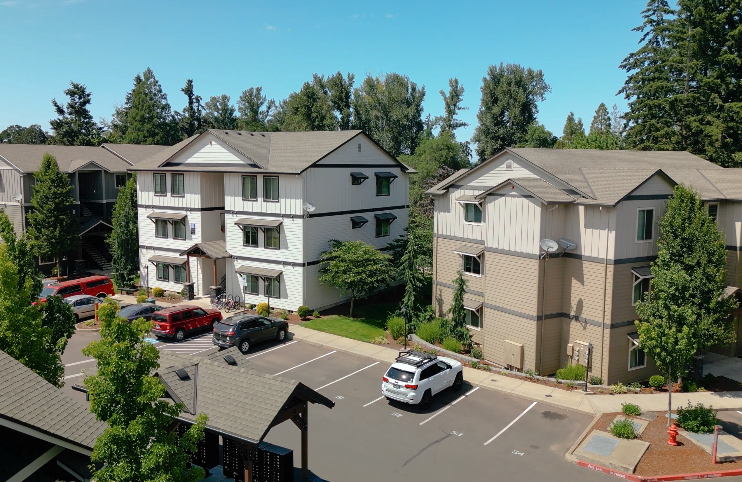 Silverplace Apartment Homes | Stratum